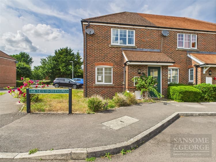 Properties for sale in Burghfield Common