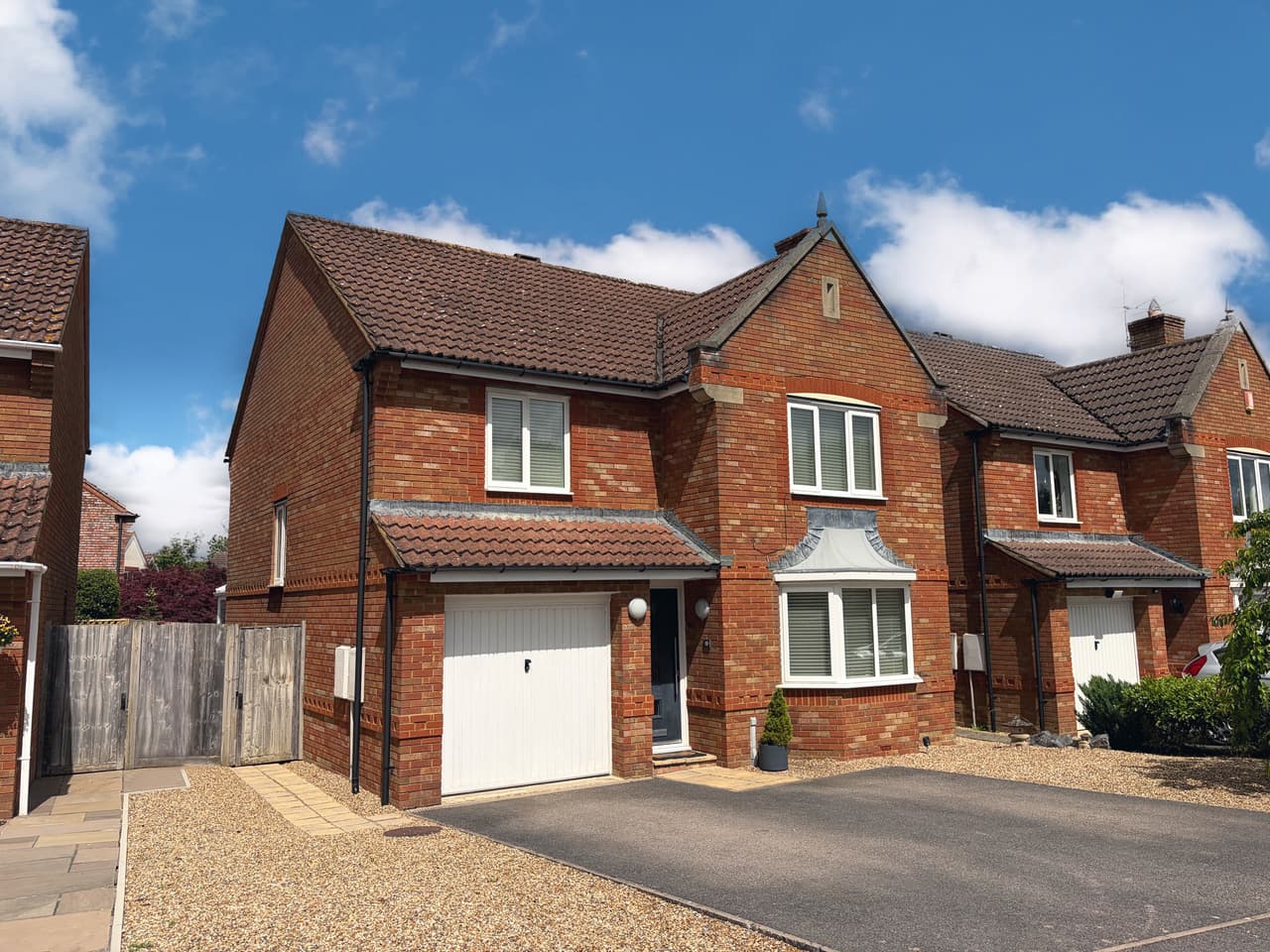 Properties for sale in Tadley